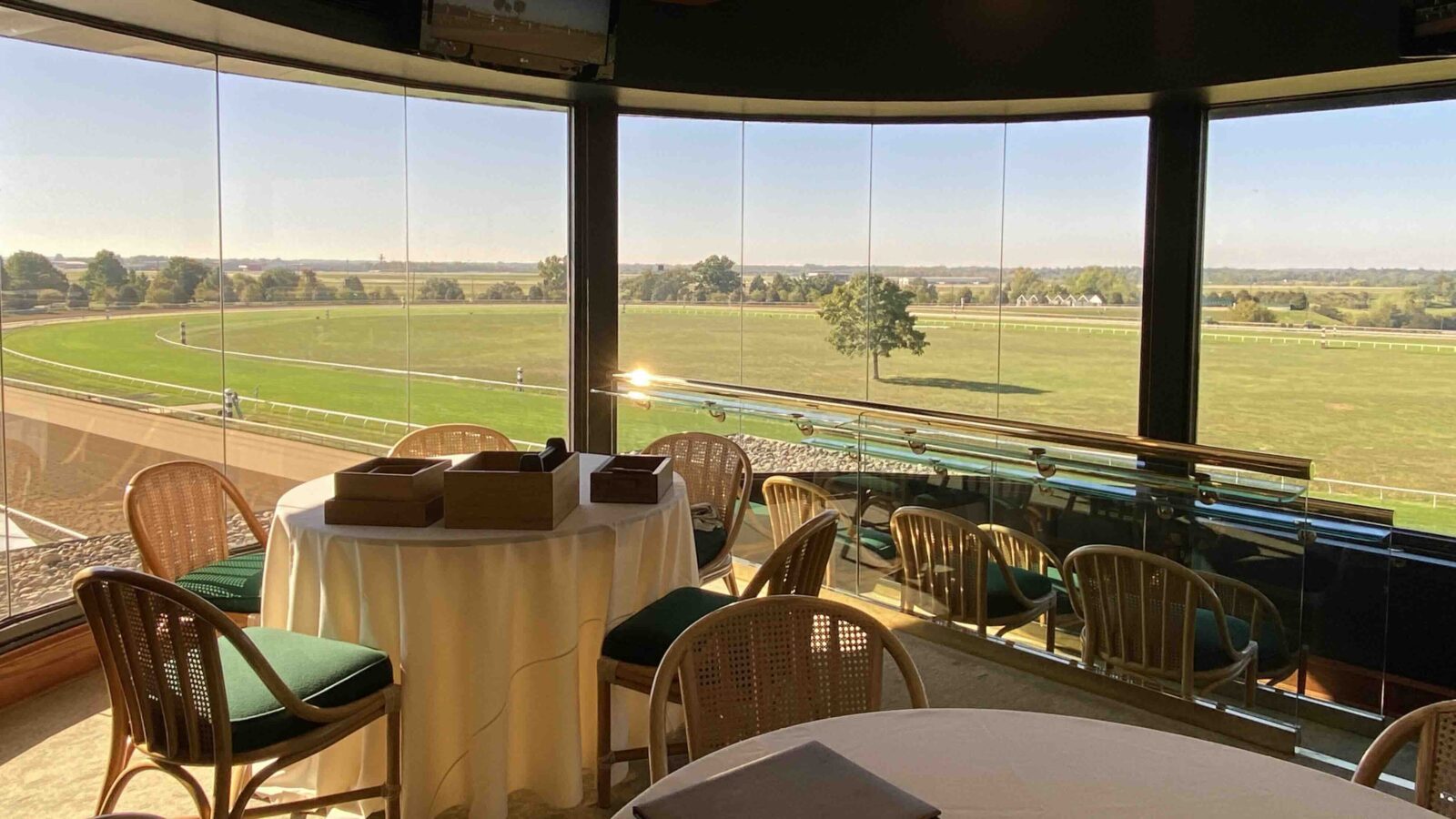 Keeneland Tour: Experience Kentucky’s Thoroughbred Heartland